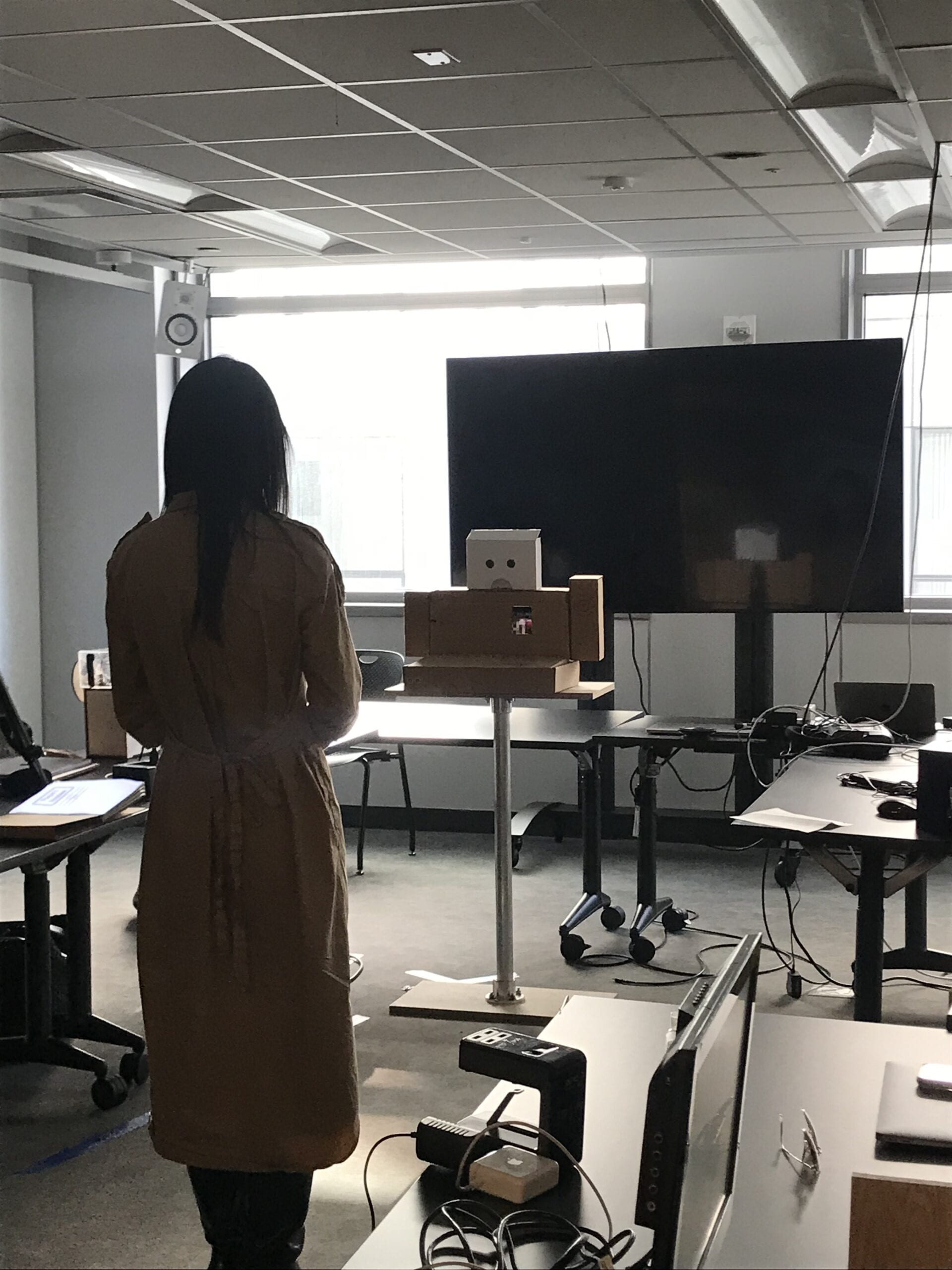 PComp Project 2 : Needy Robot